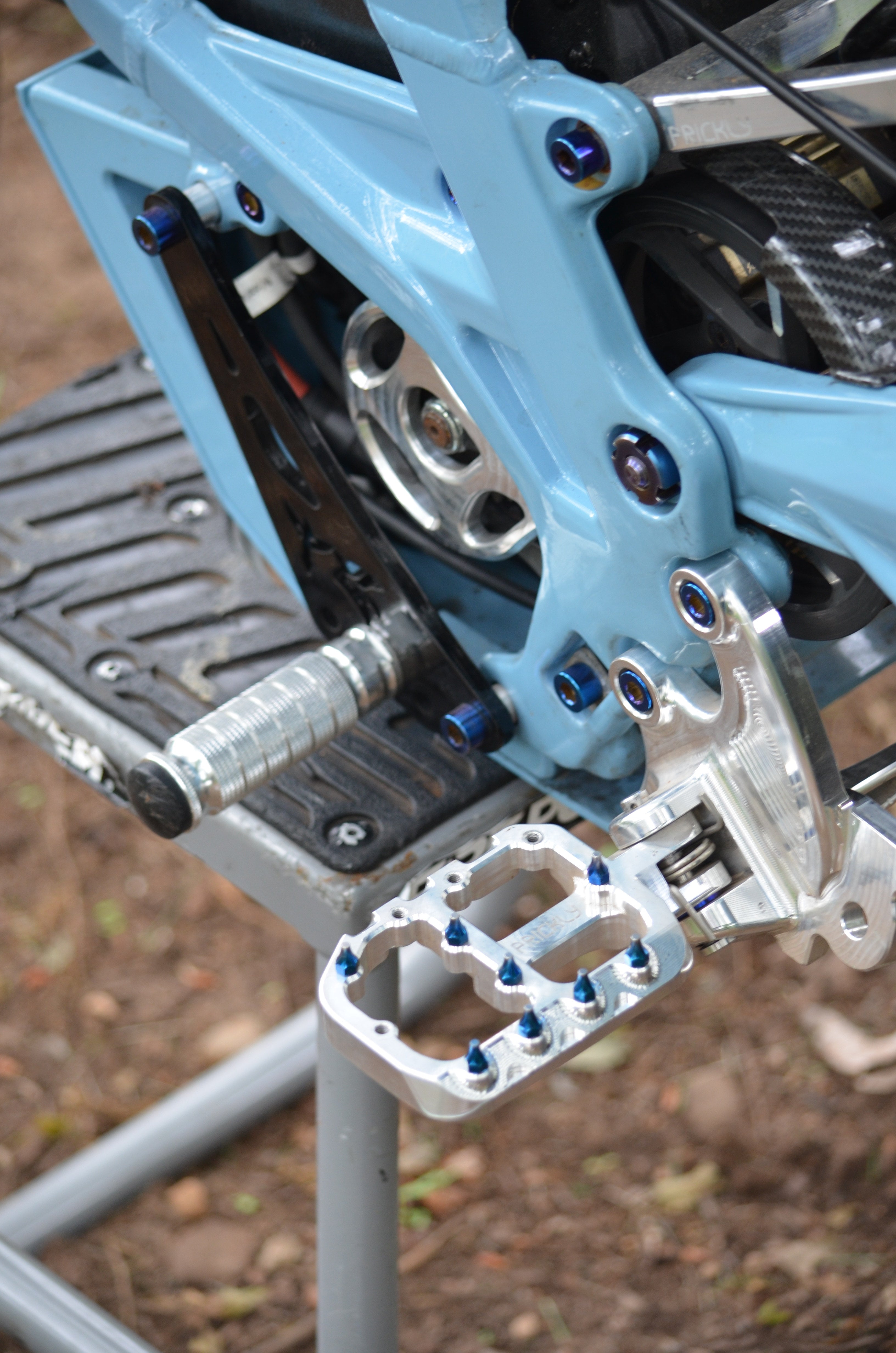 Surron LBX Shiftlock – Mxp_designs